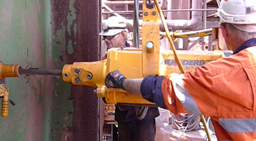 THUNDERBOLT Recoilless Hammers