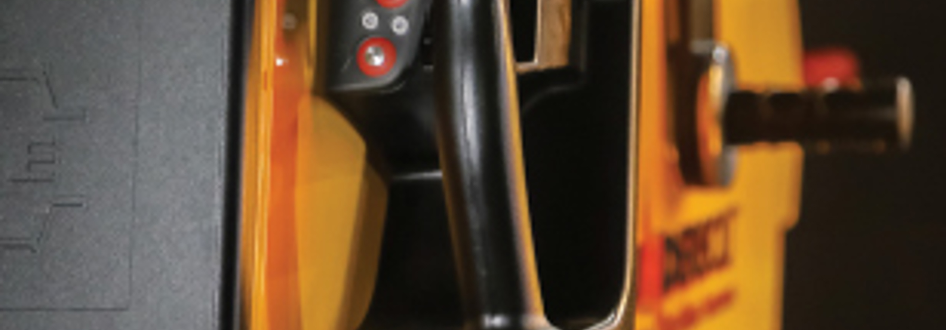 THUNDERBOLT MAGNUM 1000 Recoilless Hammer